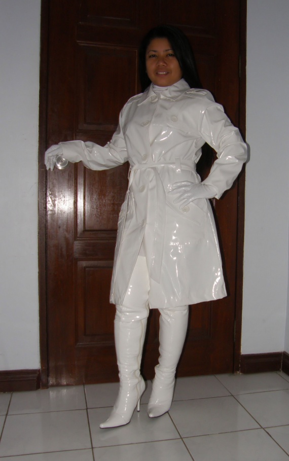 imper long en vinyl 2 - impermeable n1 - francis.imper pvc - Photos - Club Doctissimo