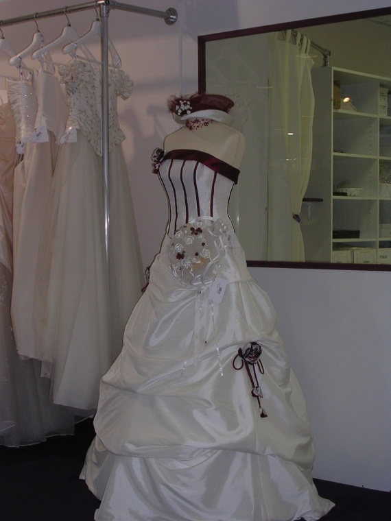 robe tati et point mariage