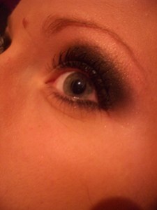 yeux noir comment faire