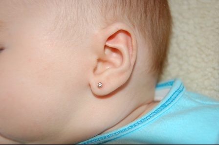 Percer les oreilles - Mamans et futures mamans du Québec - FORUM ...